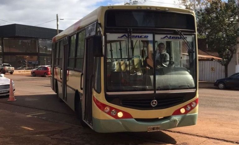 Luego de tres días, se levantó el paro de colectivos en Eldorado | EL TERRITORIO noticias de ...