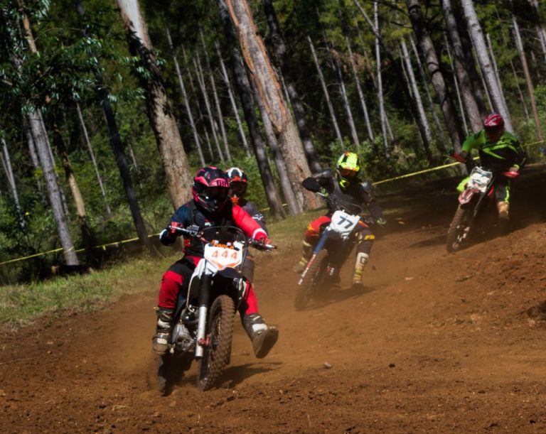 Caá Yarí disfrutó de la tercera fecha del Súper Enduro Cross Misionero ...